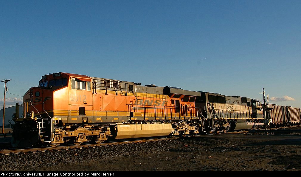 BNSF 6012 & 9688